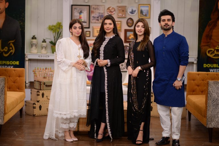 Cast Of Drama Serial "Azmaish" At The Set Of GMP | Reviewit.pk