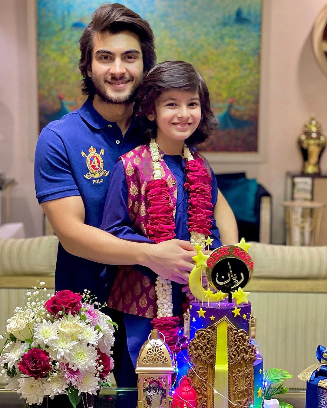 Abdullah Kadwani Shared Adorable Picture From His Son's First Roza | Reviewit.pk
