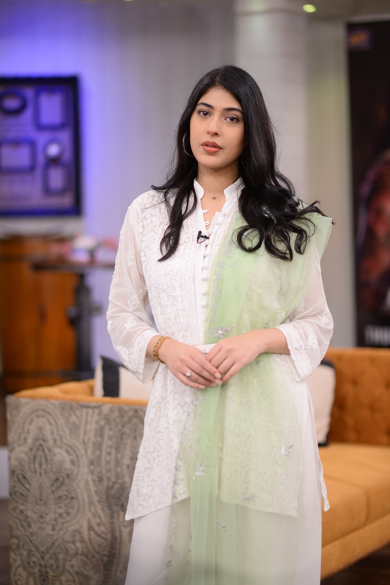 Cast Of Drama Serial "Neeli Zinda Hai" At GMP | Reviewit.pk