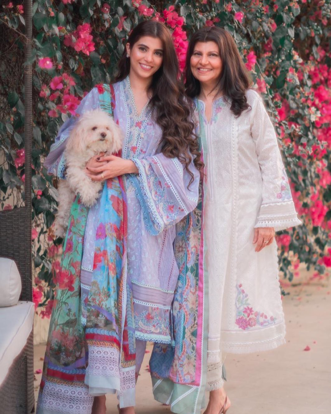 Rubina Ashraf With Her Daughter Minna Tariq- Adorable Pictures ...