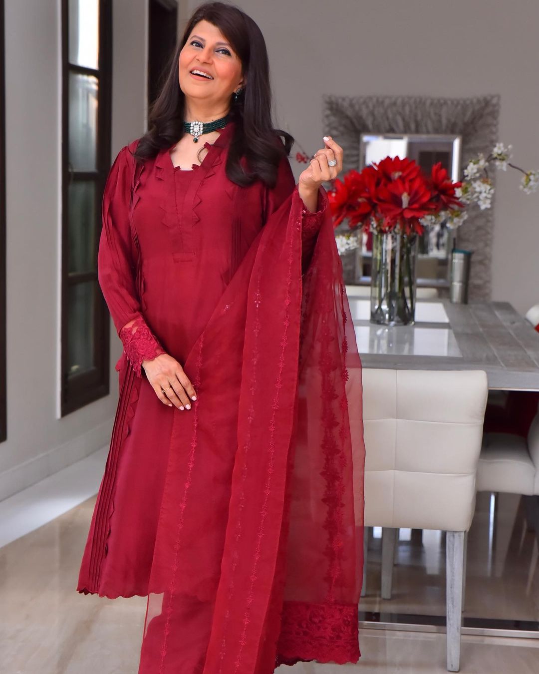 Rubina Ashraf With Her Daughter Minna Tariq- Adorable Pictures ...