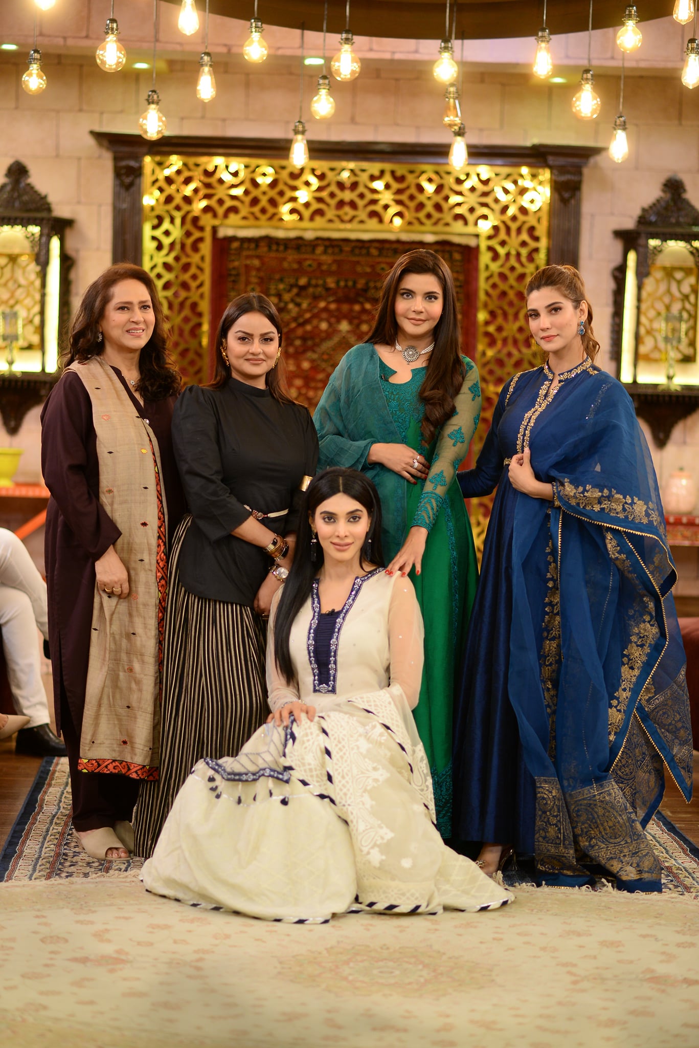Nazish Jahangir, Eshal Fayyaz, Juvaria Abbasi And Ismat Zaidi At Shan-e ...