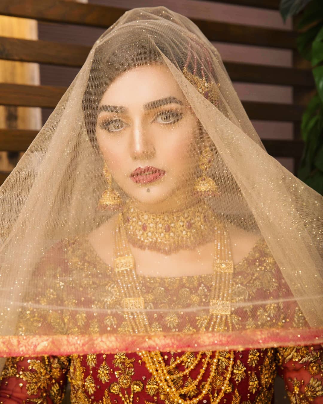 Anum Fayyaz Looks Exquisitely Beautiful In Her Latest Bridal Look ...