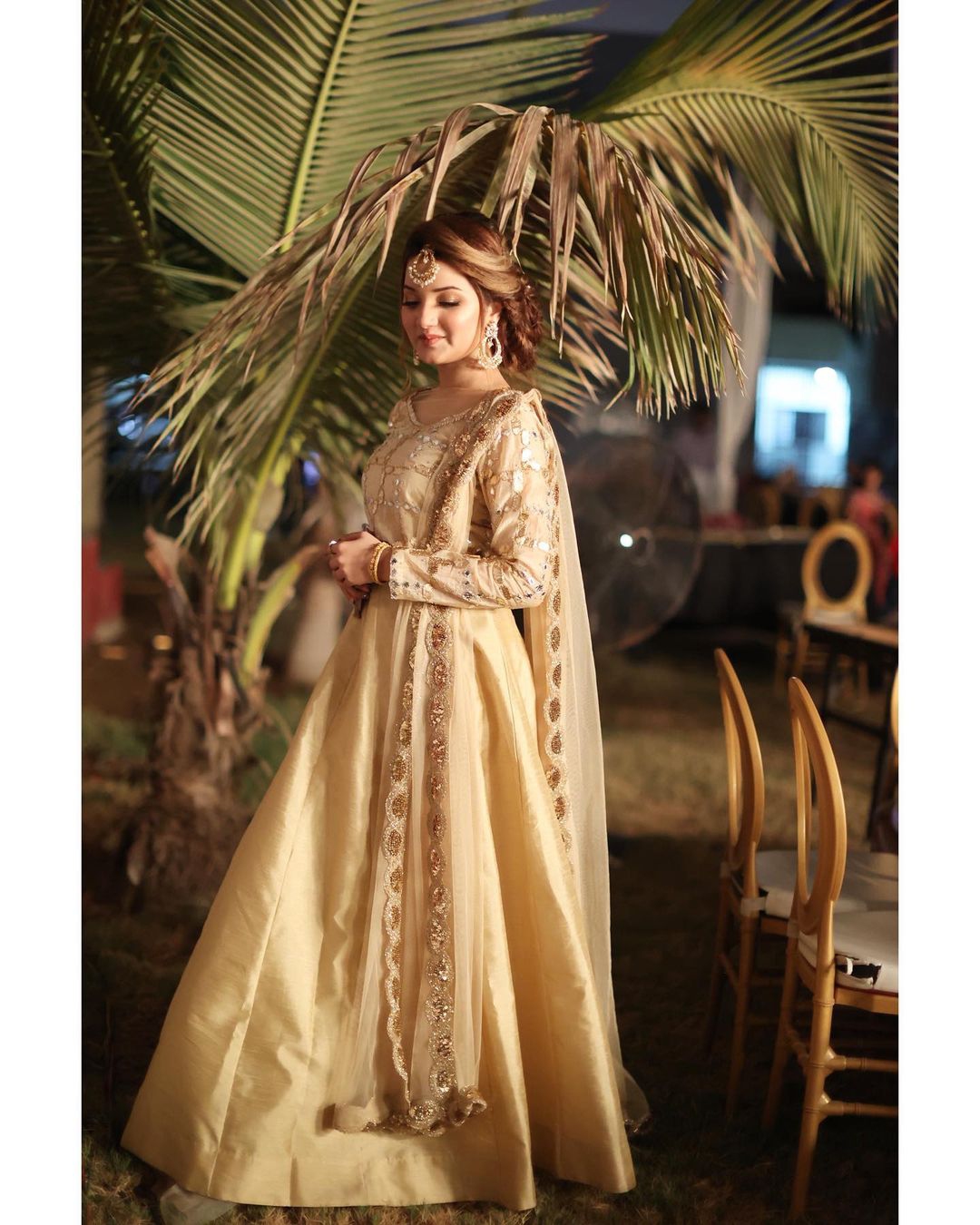 Rabeeca Khan Beautiful Looks From Friend's Wedding | Reviewit.pk
