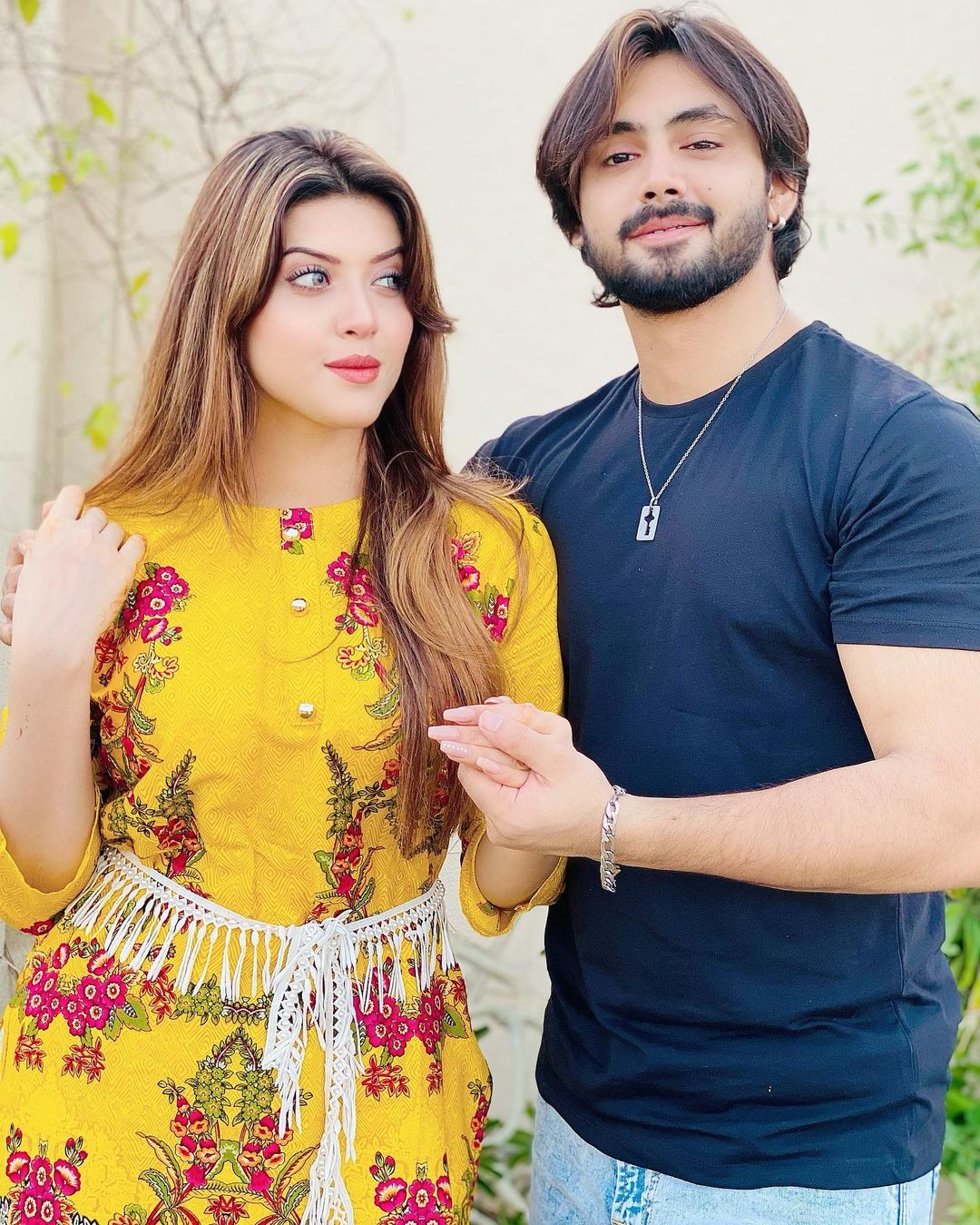 Aiman Zaman And Mujtaba Lakhani- Adorable Couple Pictures | Reviewit.pk