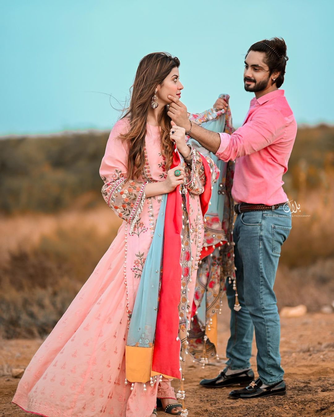 Aiman Zaman's Loved-Up Photoshoot With Beau Mujtaba Lakhani | Reviewit.pk