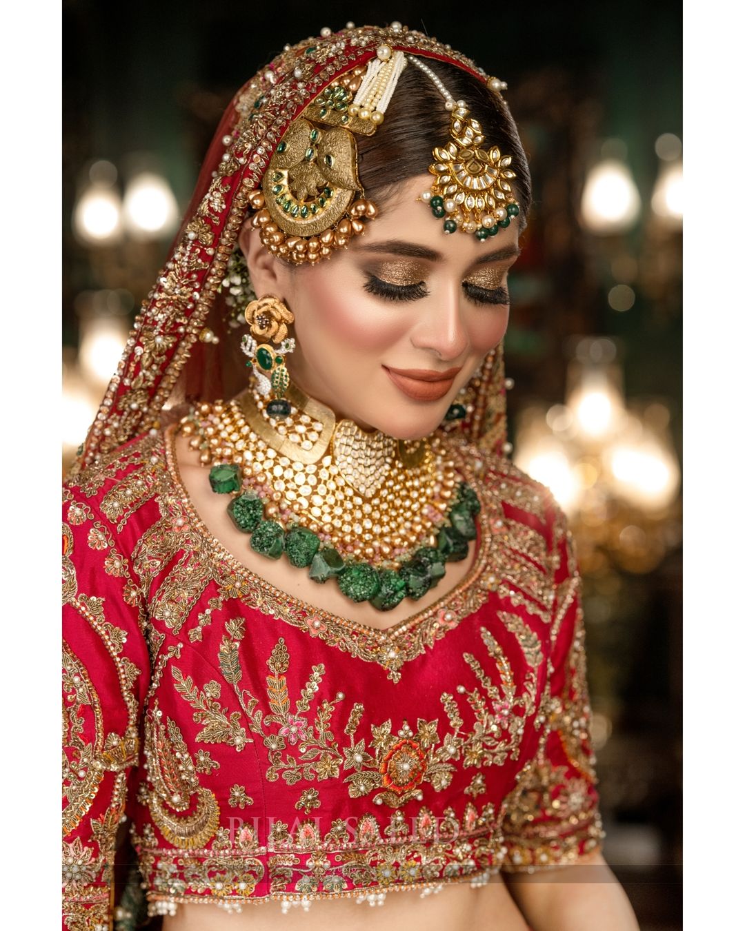Azekah Daniel Stuns In The Bridal Attire By Ali Xeeshan Theater Studio ...