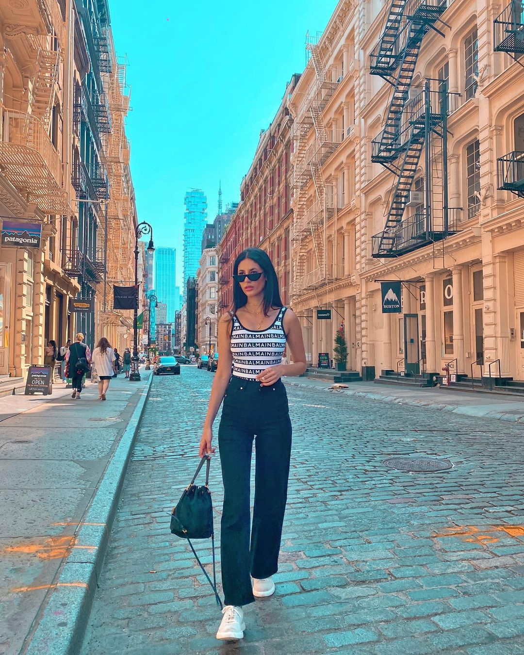 Model Fatima Hasan Is Giving Us Major Vacation Goals | Reviewit.pk