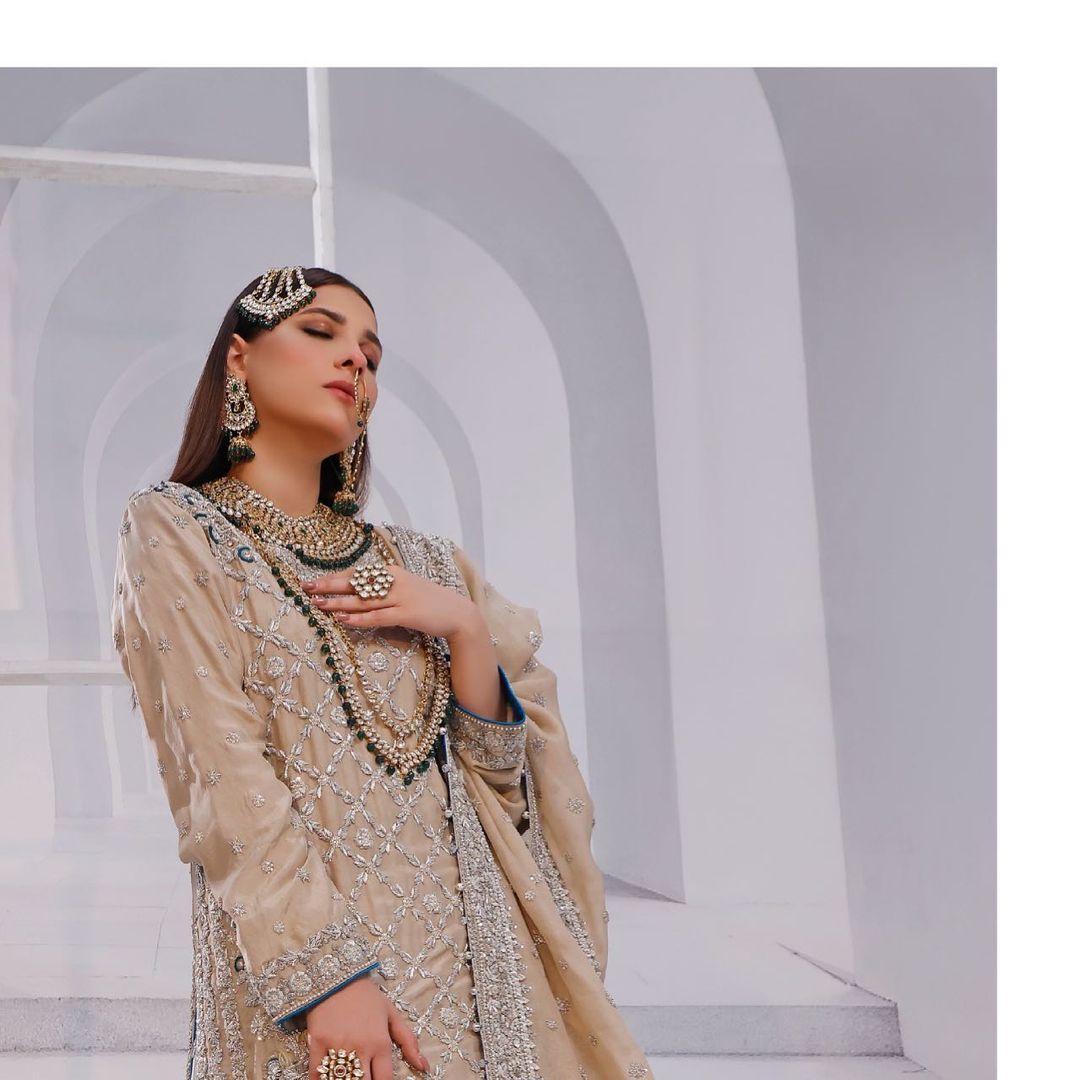Hina Altaf Flaunts Elegance In Her Latest Bridal Shoot | Reviewit.pk