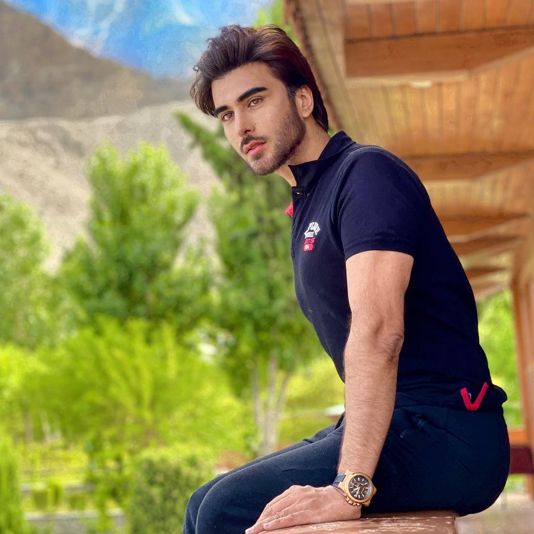 Imran Abbas Enjoying His Vacations In Northern Areas Of Pakistan ...