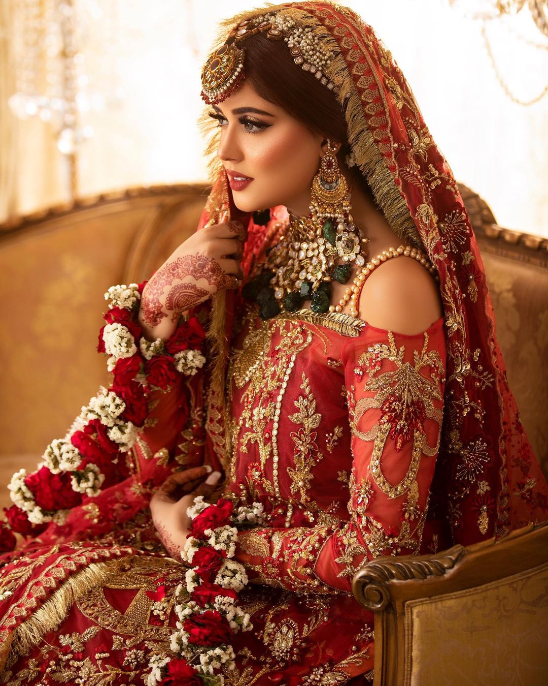 Kanwal Aftab Looks Regal In A Gorgeous Bridal Shoot | Reviewit.pk