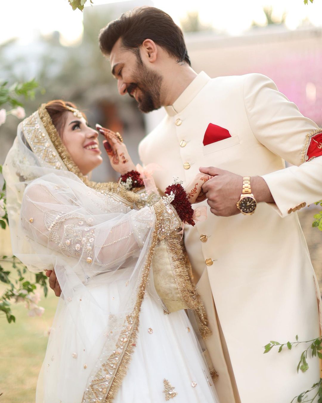Beautiful Wedding Pictures Of TikTok Star Dr Madiha Khan And MJ Ahsan ...