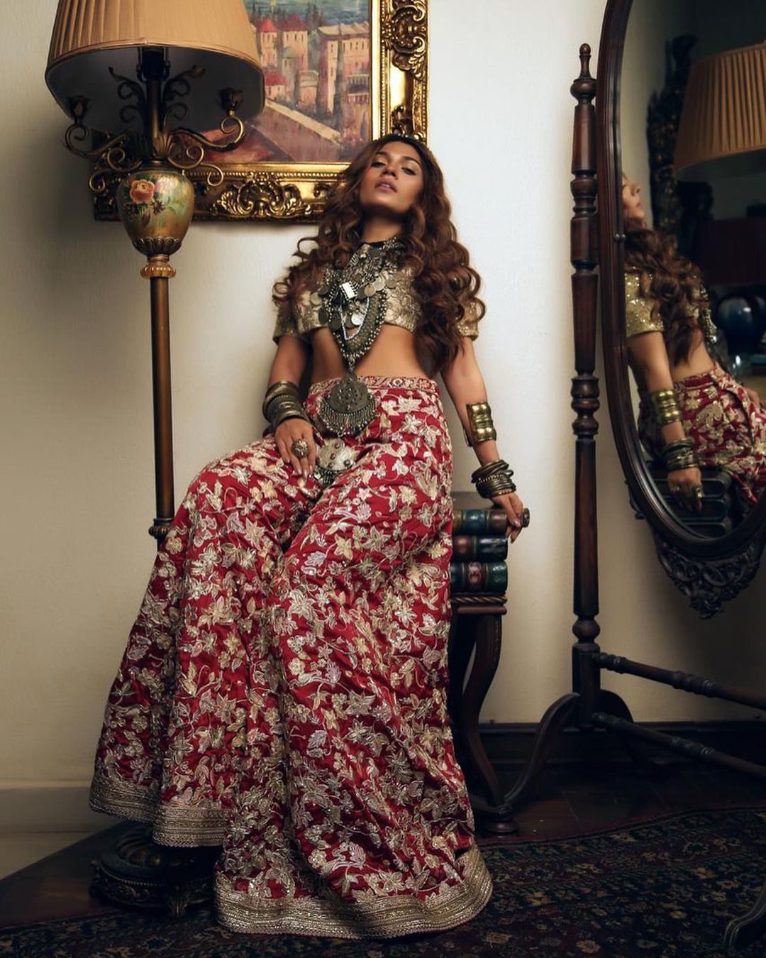 Mahi Baloch Sizzles In Her Latest Fashion Shoot | Reviewit.pk