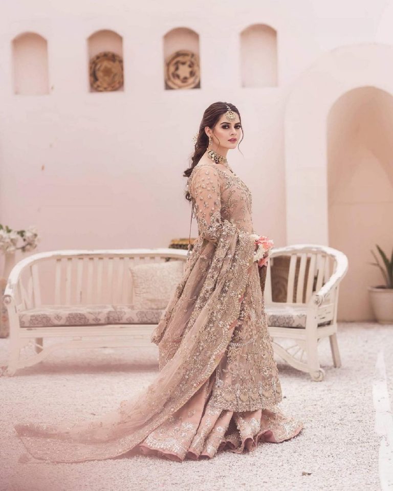 Minal Khan Nails Ethereal Elegance In Her Latest Bridal Shoot | Reviewit.pk