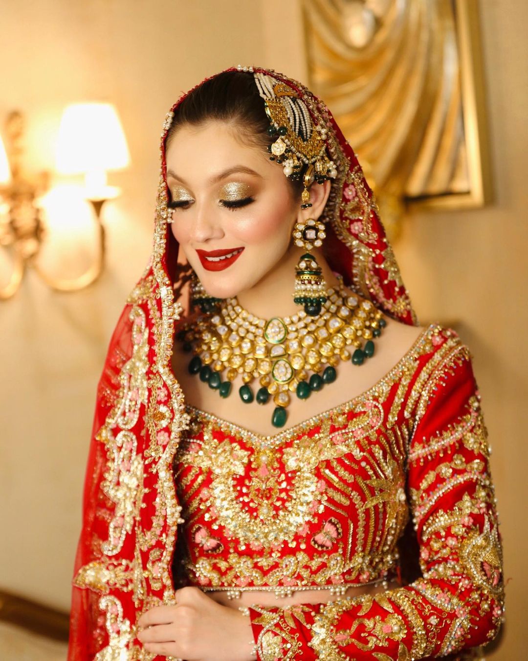 Neha Rajpoot Pulling Off Traditional Bridal Looks Like A Pro | Reviewit.pk