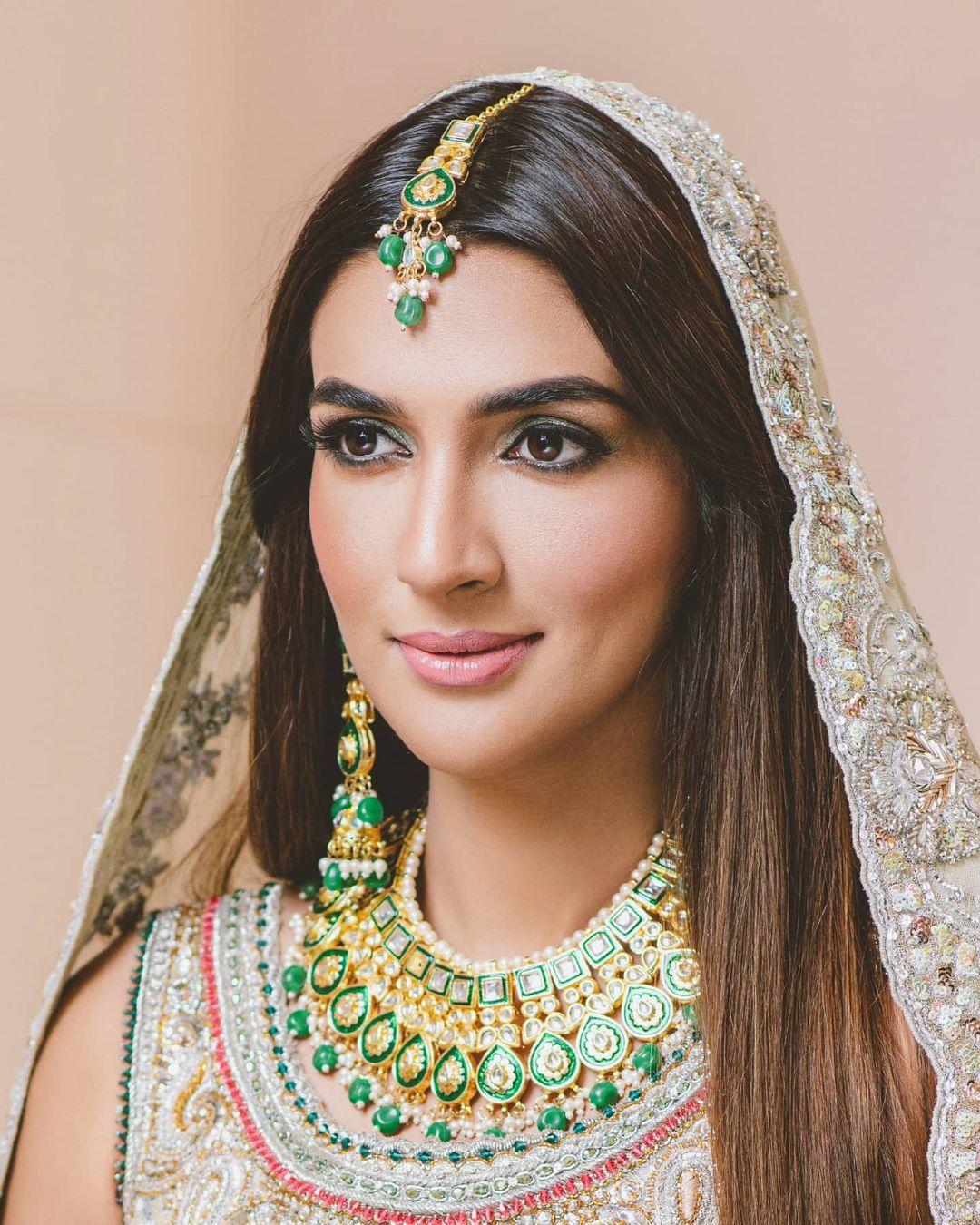 Rabab Hashim Stuns In Tena Durrani's Bridal Wear | Reviewit.pk