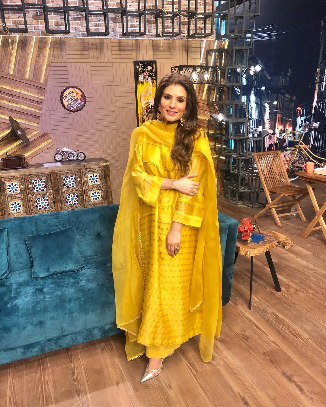 Recent Beautiful Pictures Of Resham | Reviewit.pk