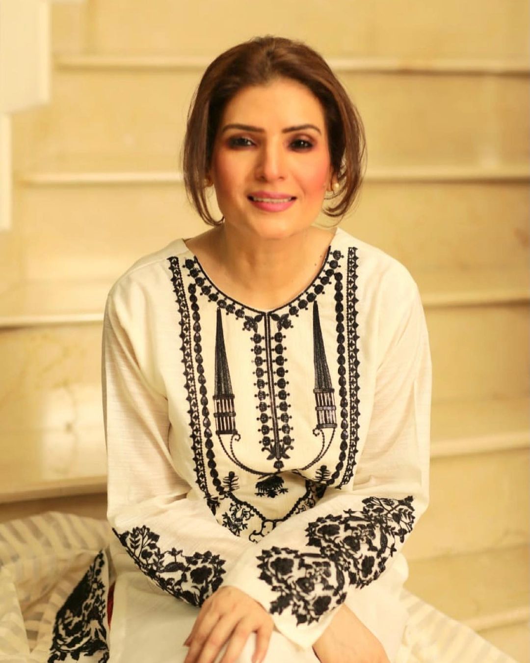 Recent Beautiful Pictures Of Resham | Reviewit.pk