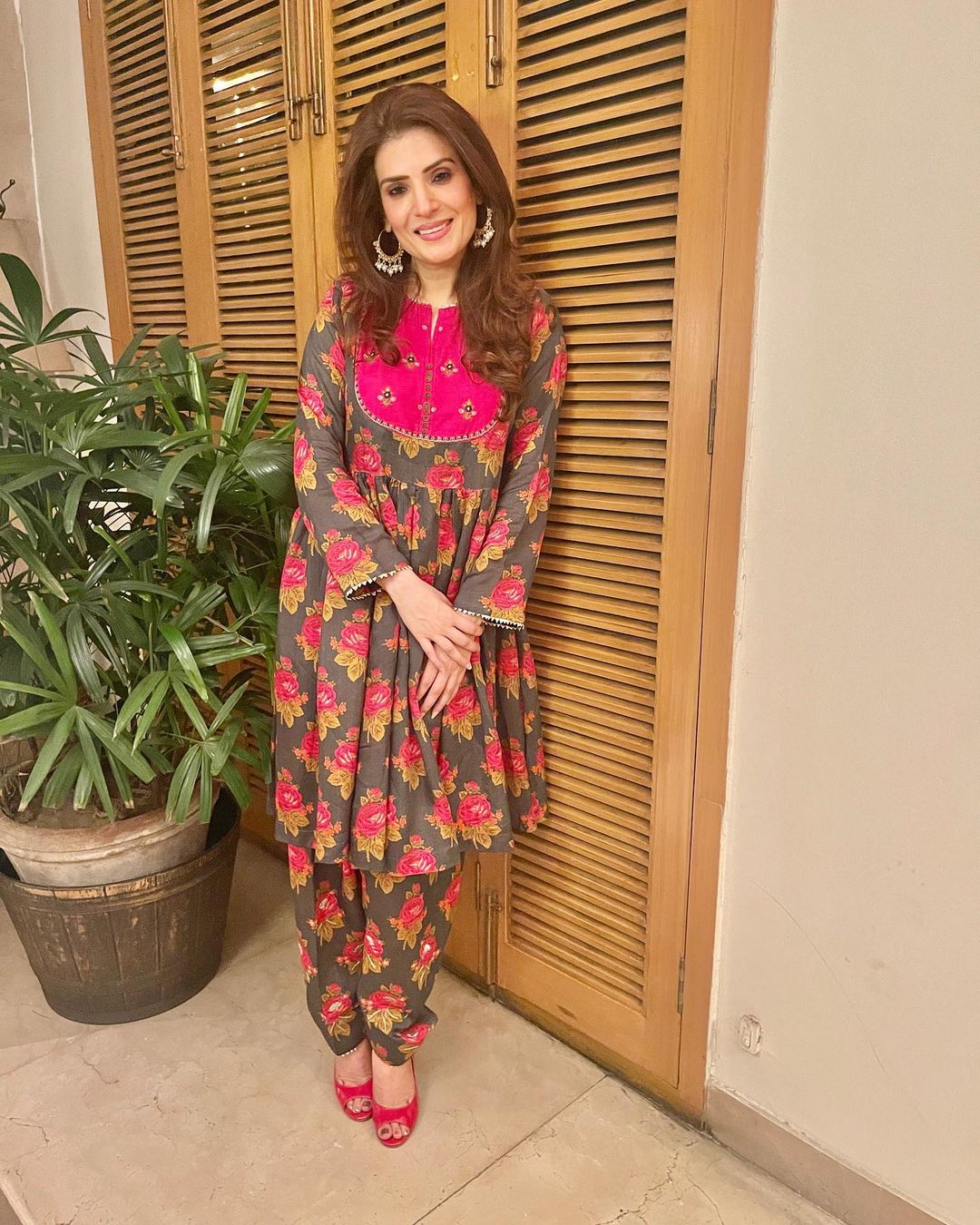 Recent Beautiful Pictures Of Resham | Reviewit.pk