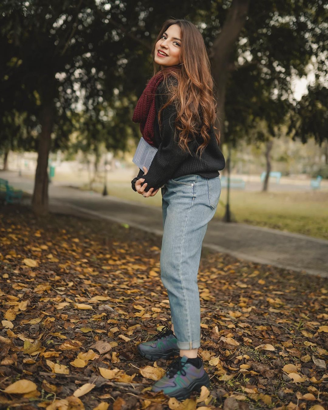 Latest Alluring Pictures Of Dananeer Mobeen | Reviewit.pk