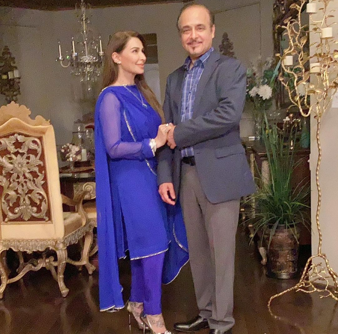 Enchanting Pictures of Reema Khan From Her Beautiful House | Reviewit.pk