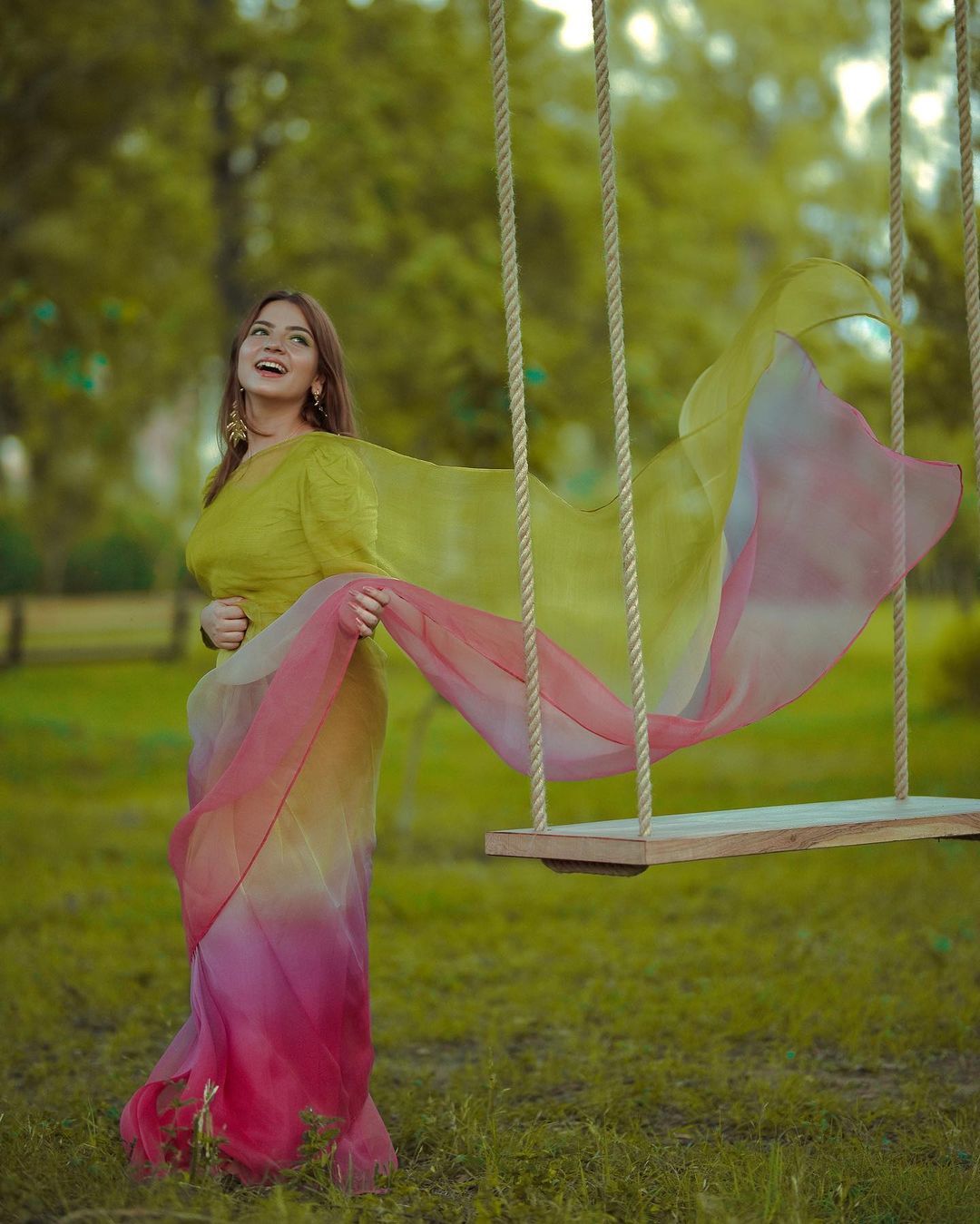 Spellbinding Eid Clicks Of Dananeer Mubeen | Reviewit.pk