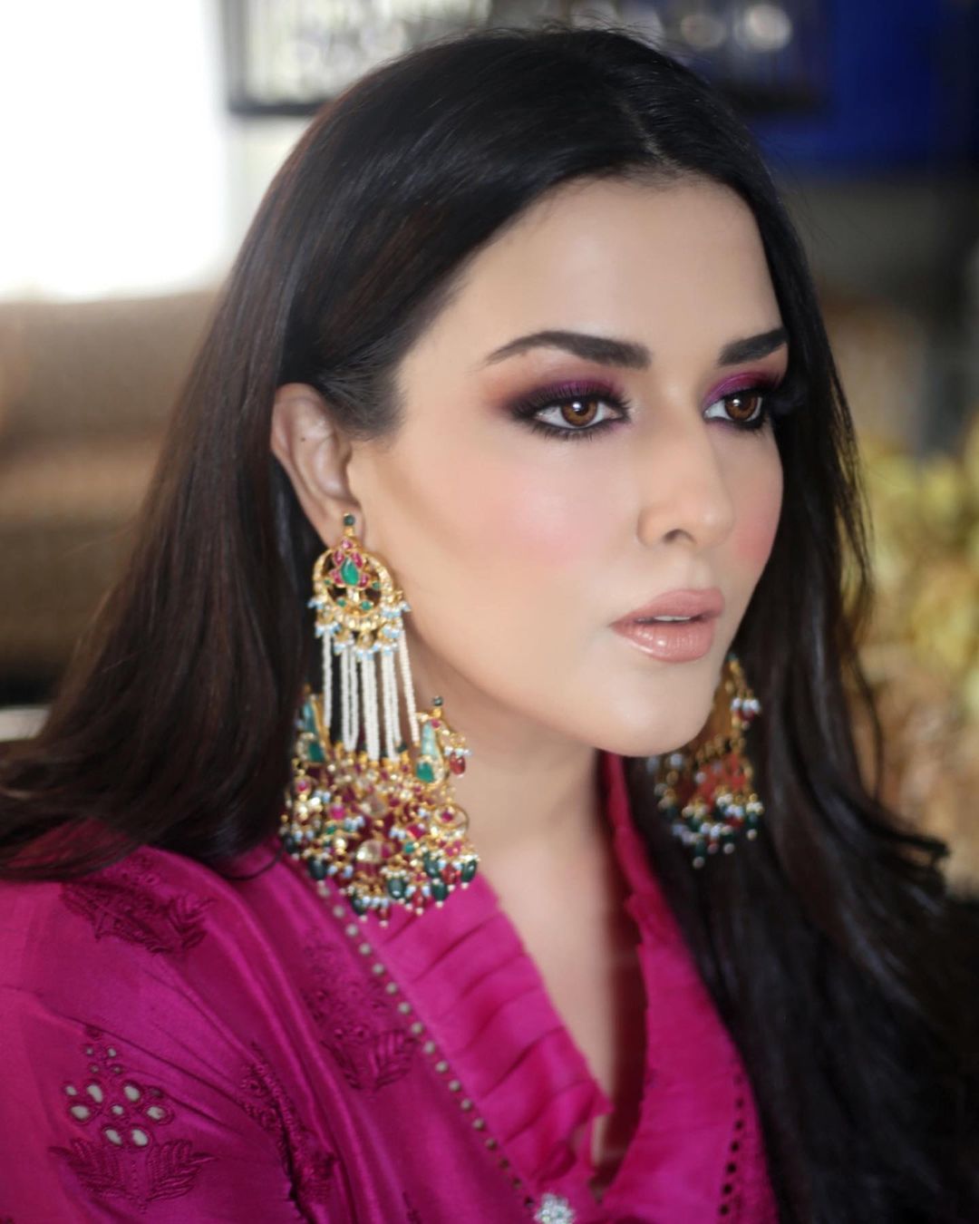 Natasha Ali Looked Spellbinding In Fuchsia-Colored Dress With Her Daughter | Reviewit.pk