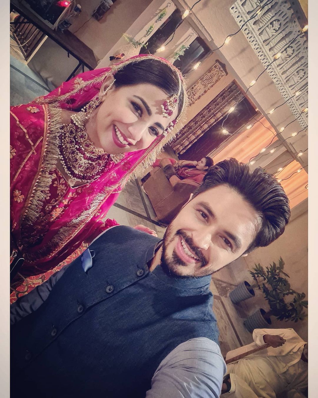 Drama Serial Parizaad - BTS Pictures | Reviewit.pk