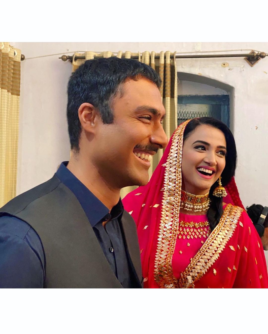 Drama Serial Parizaad BTS Pictures | Reviewit.pk