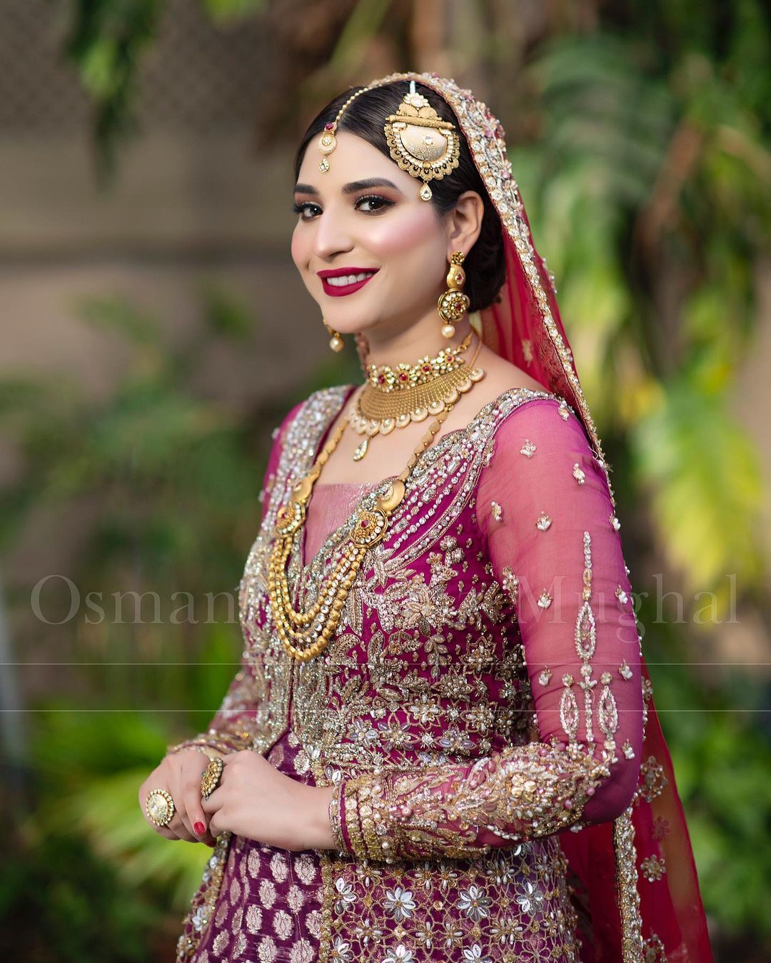 Ramsha Khan Looks Like A Diva In Her Latest Bridal Shoot | Reviewit.pk