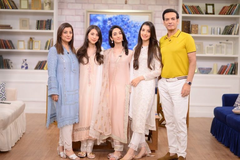 Saleem Sheikh Daughter Anumta Saleem Birthday Celebrations | Reviewit.pk