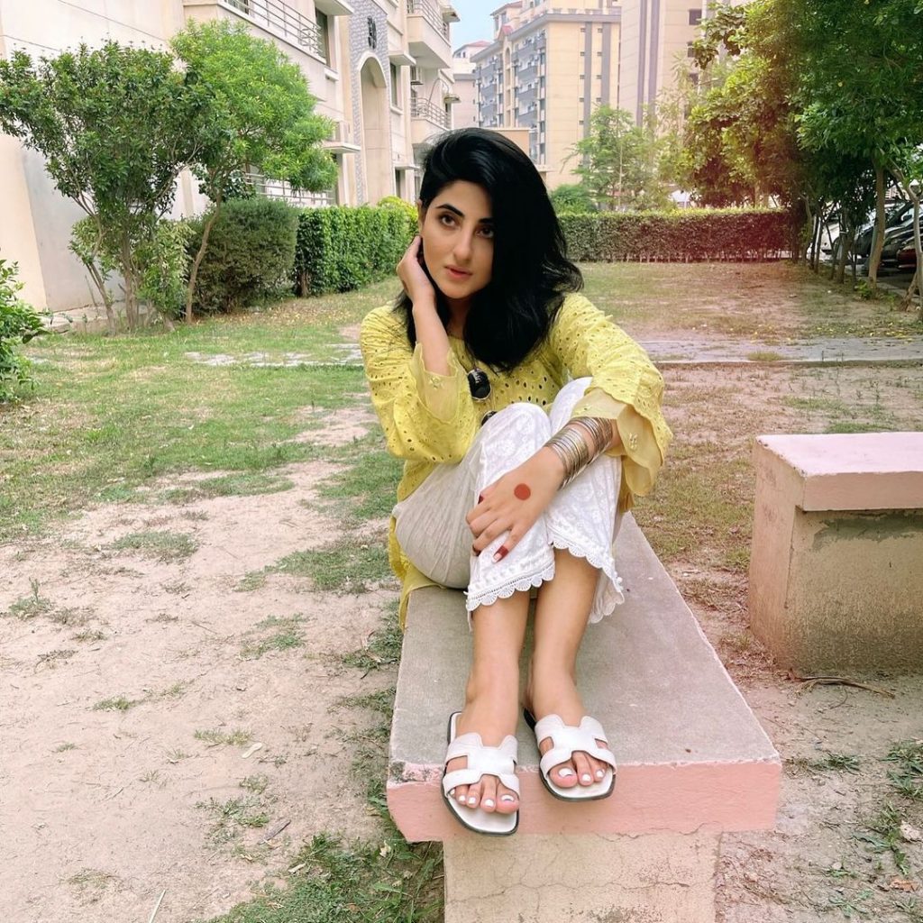 Latest Captivating Pictures Of Fatima Sohail | Reviewit.pk