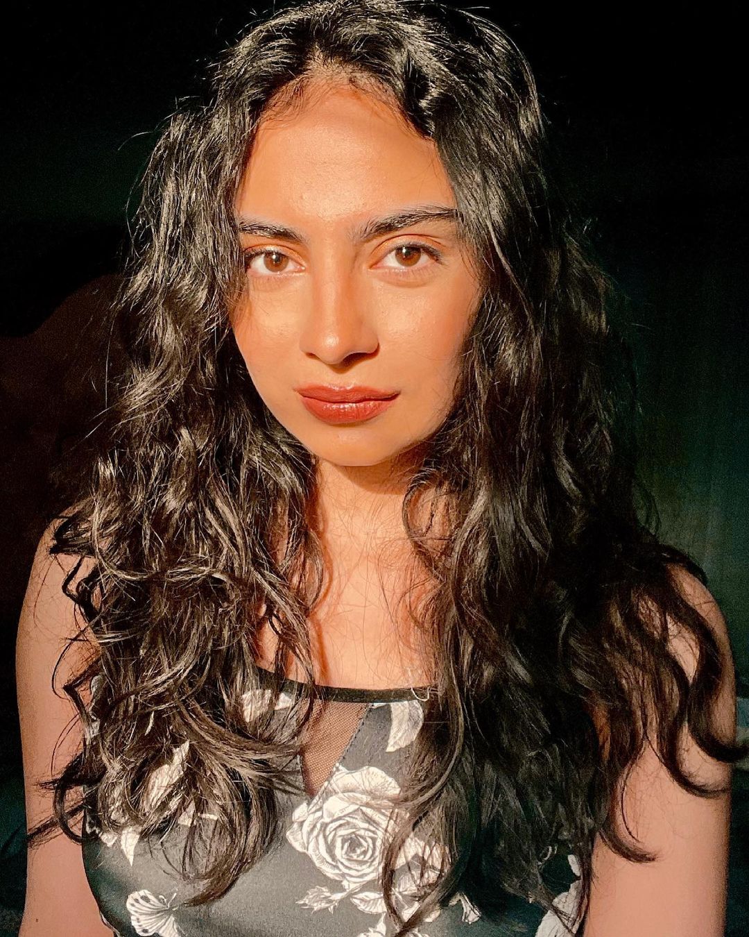 Recent Enchanting Pictures Of Actress Mehar Bano | Reviewit.pk