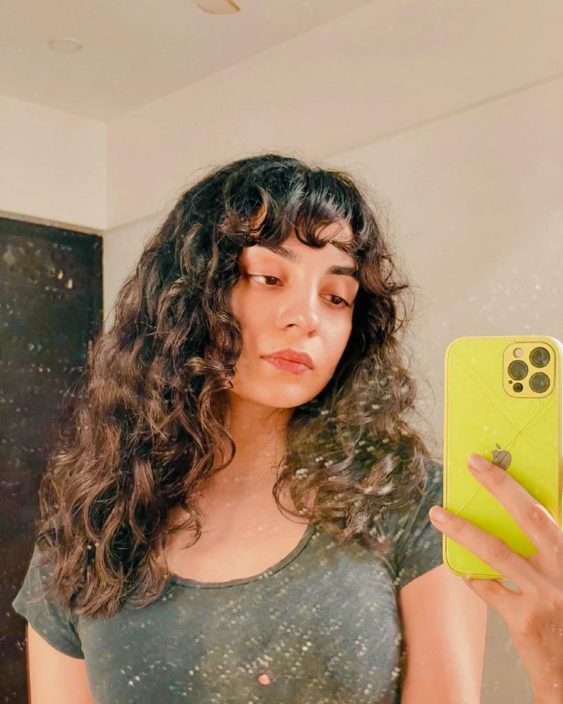 Recent Enchanting Pictures Of Actress Mehar Bano | Reviewit.pk