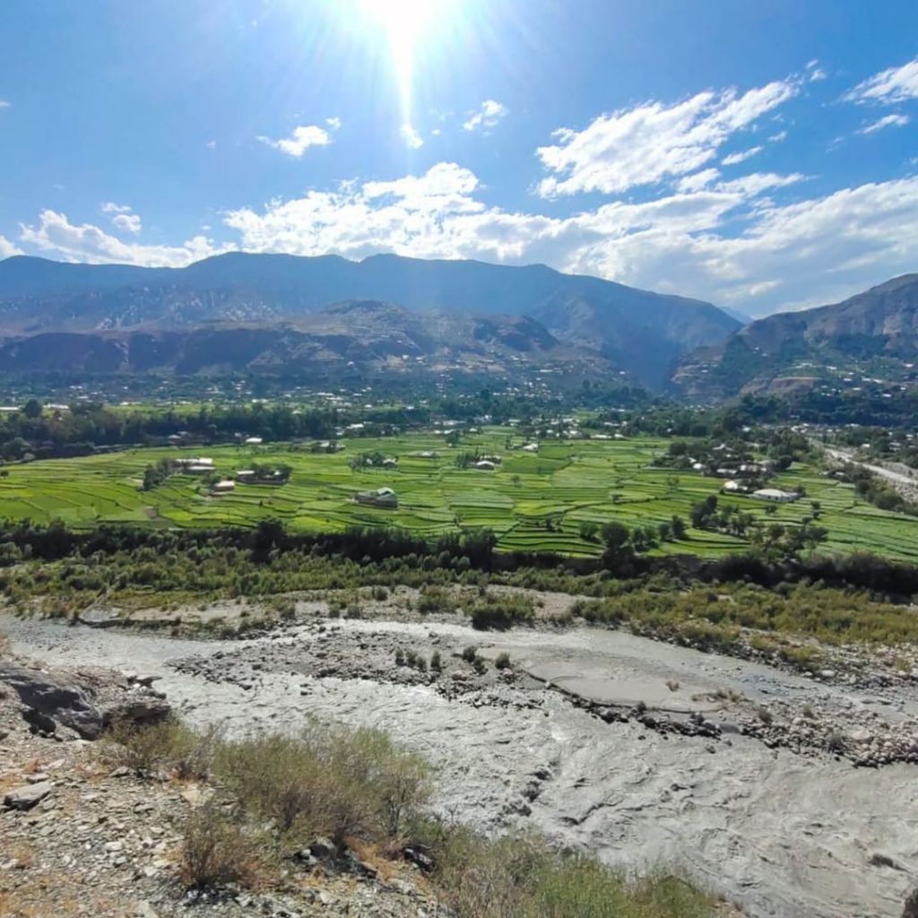 Journalist Summaiya Rizwan Enjoying Her Vacations In Swat | Reviewit.pk