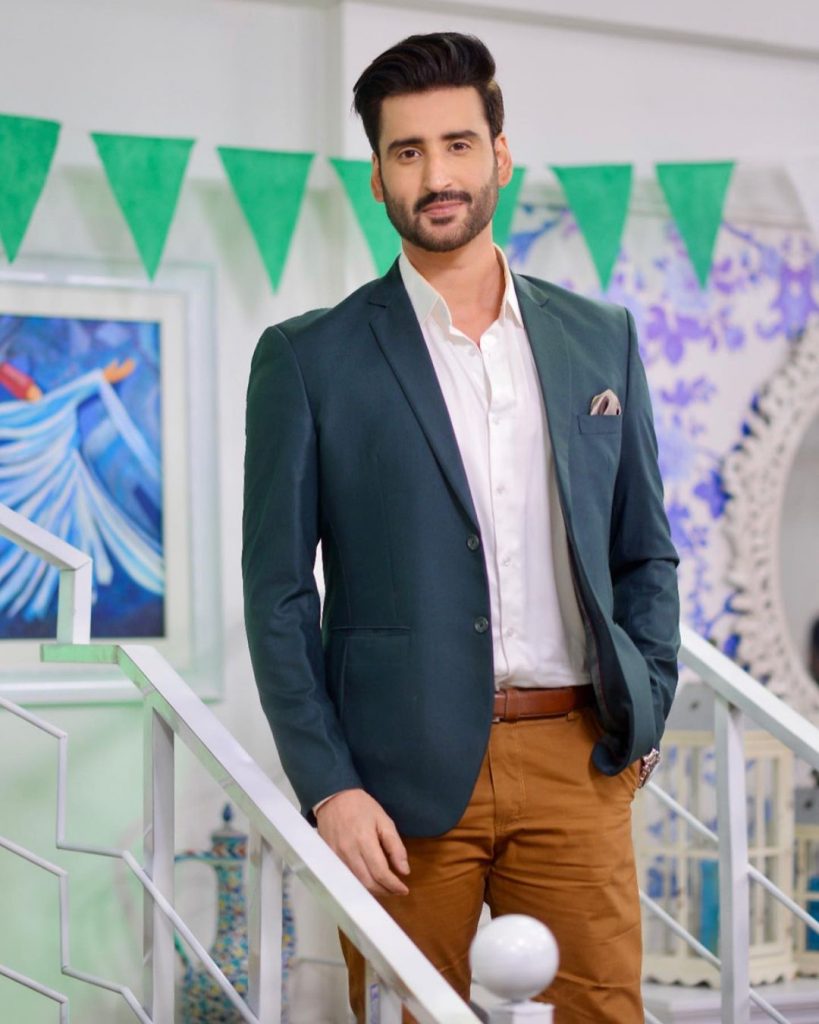 Aagha Ali's Recent Statement Raises Eyebrows | Reviewit.pk