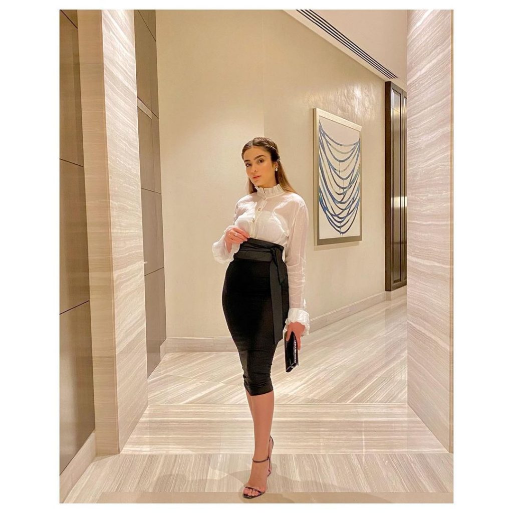 Alyzeh Gabol Latest Pictures From Dubai | Reviewit.pk