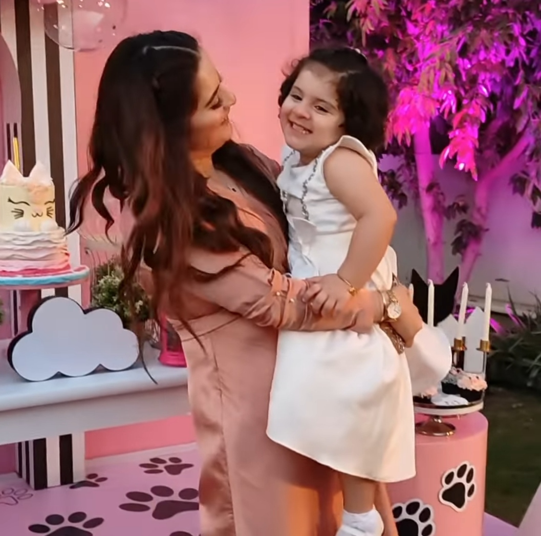 Amal Muneeb Turns Two - Beautiful Birthday Pictures | Reviewit.pk