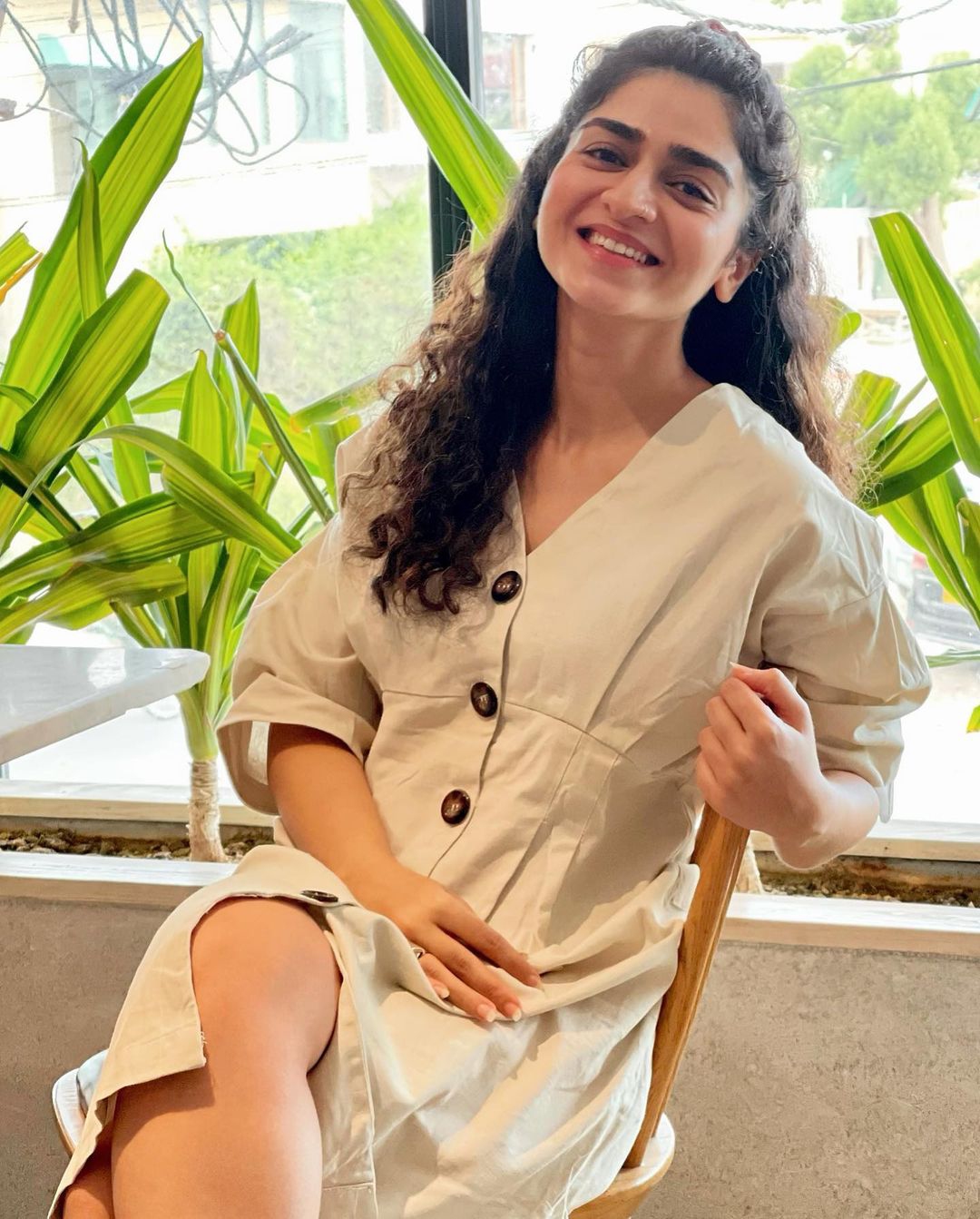Hajra Yamin's Captivating Pictures From USA Vacation | Reviewit.pk