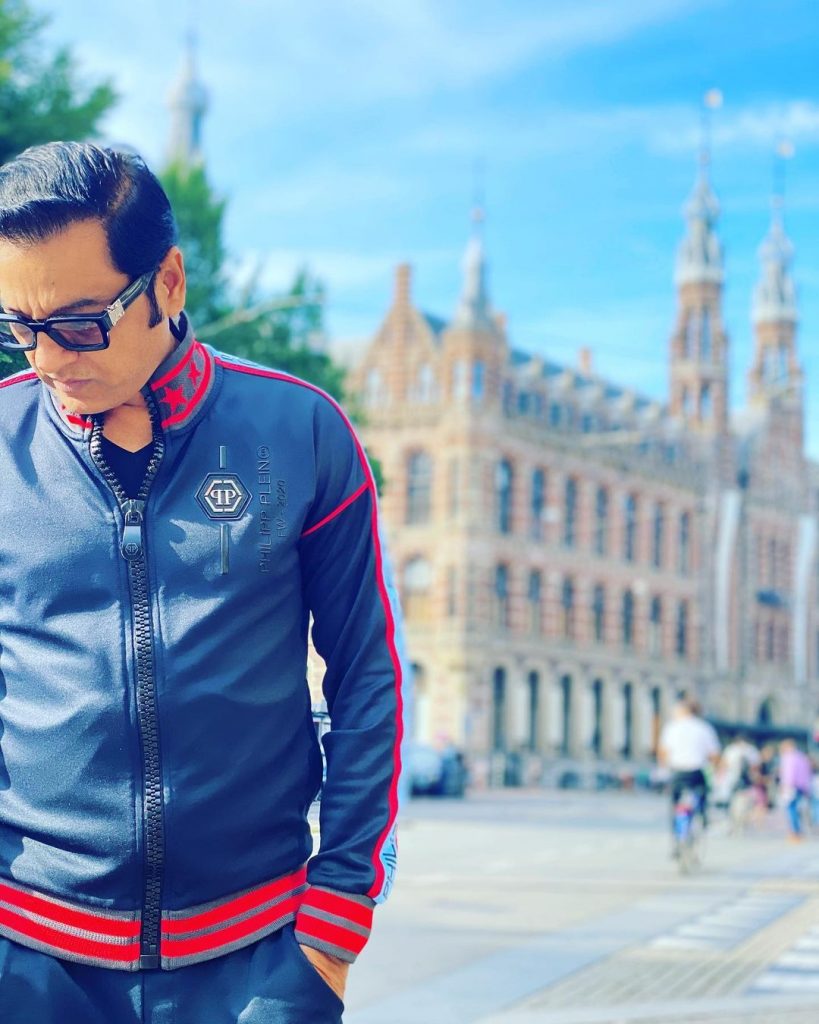 Recent Vacation Pictures Of Nabeel Zafar | Reviewit.pk