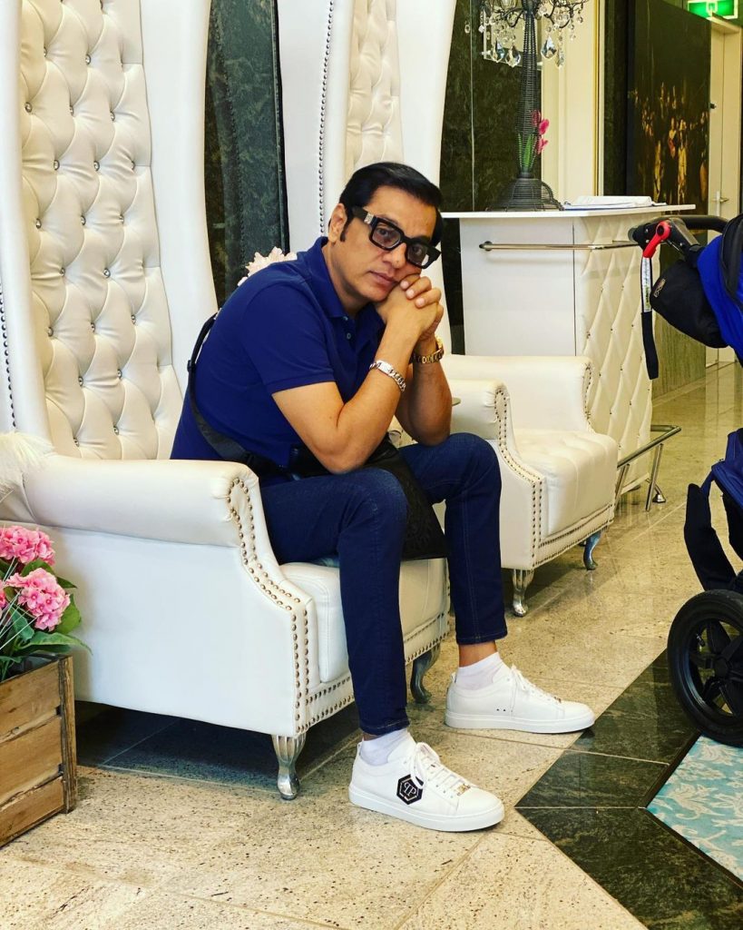 Recent Vacation Pictures Of Nabeel Zafar | Reviewit.pk
