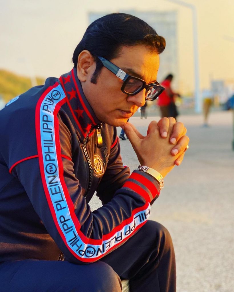 Recent Vacation Pictures Of Nabeel Zafar | Reviewit.pk