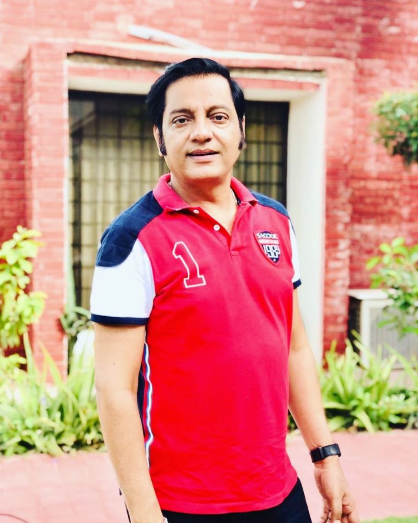 Recent Vacation Pictures Of Nabeel Zafar | Reviewit.pk