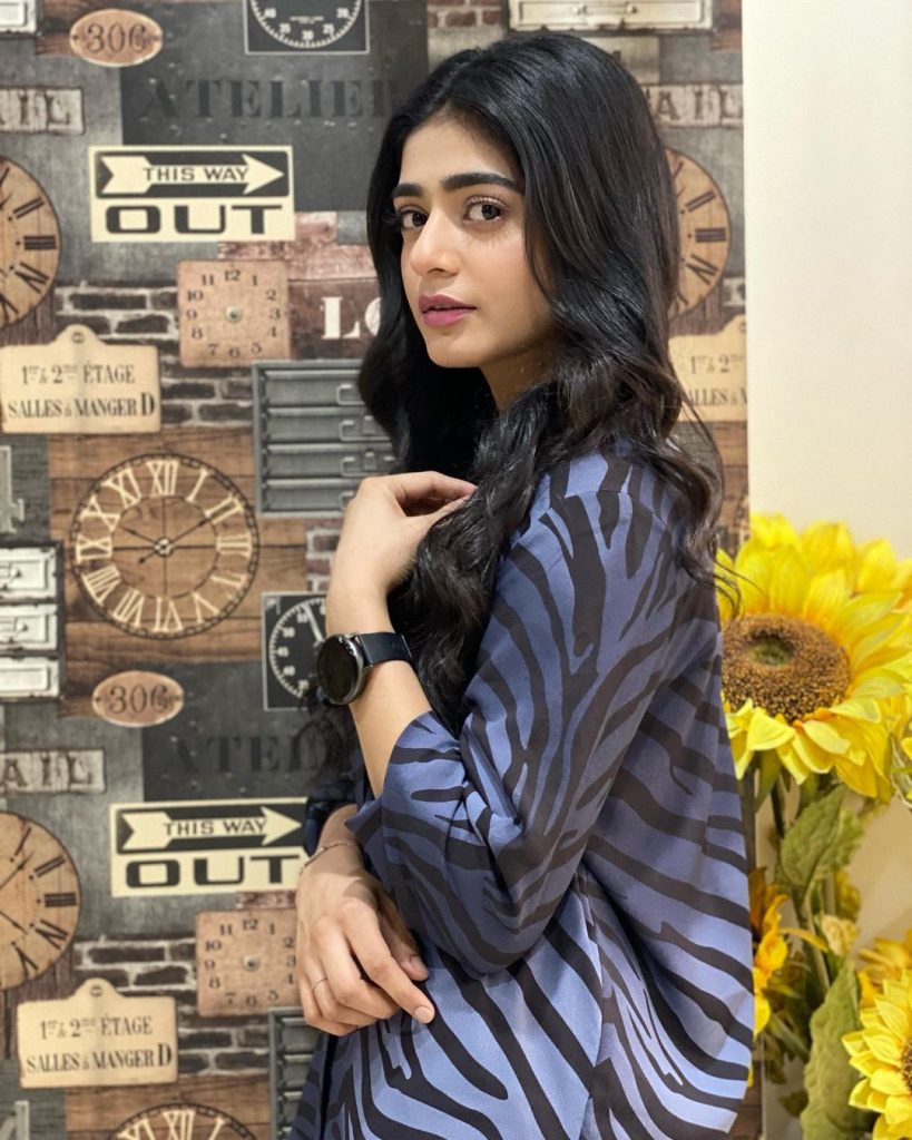 Recent Alluring Pictures Of Sehar Khan | Reviewit.pk