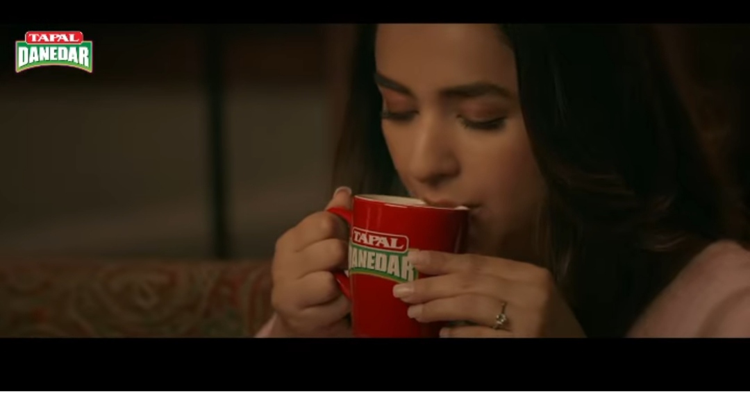 Yumna Zaidi & Sheheryar Munawar's New Tapal Ad Wins The Public over ...