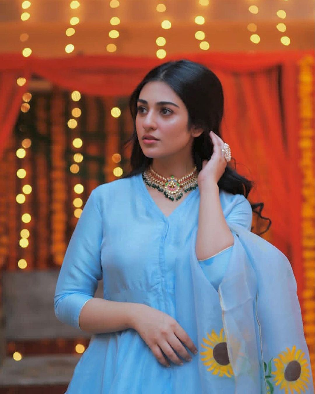 Adorable Pictures Of Sarah Khan | Reviewit.pk