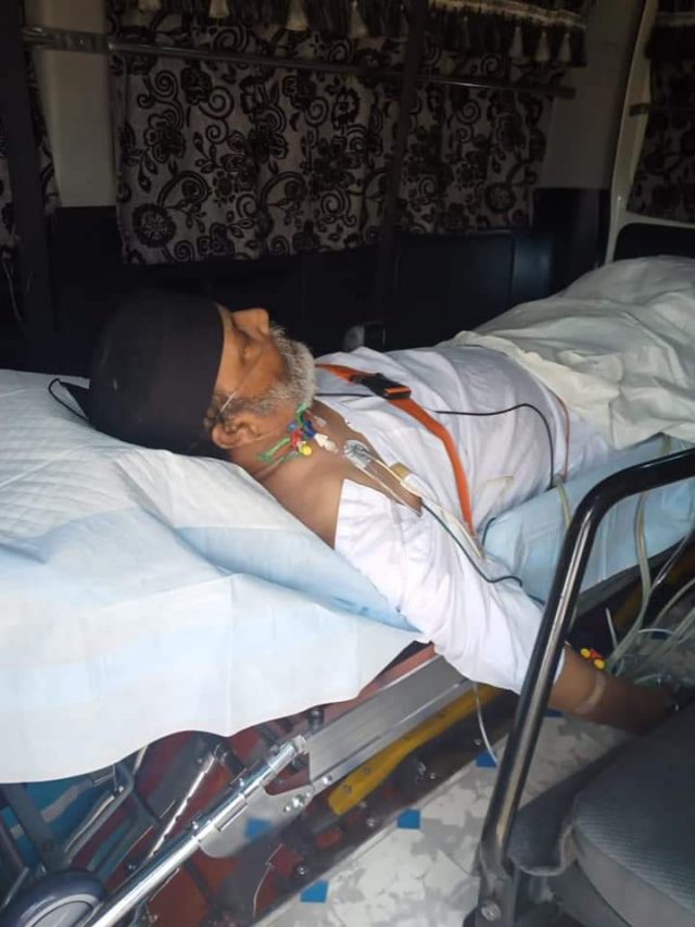 Legendary Actor Umer Sharif Leaves For USA | Reviewit.pk