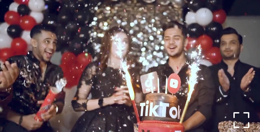 Kanwal Aaftab Surprises Husband Zulqarnain Chaudhry With Birthday Bash ...
