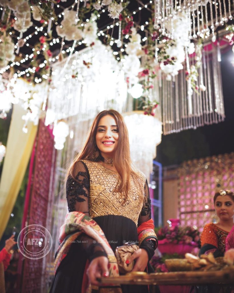 Actress Kinza Razzak Flaunts Ethereal Beauty At A Recent Wedding Event ...