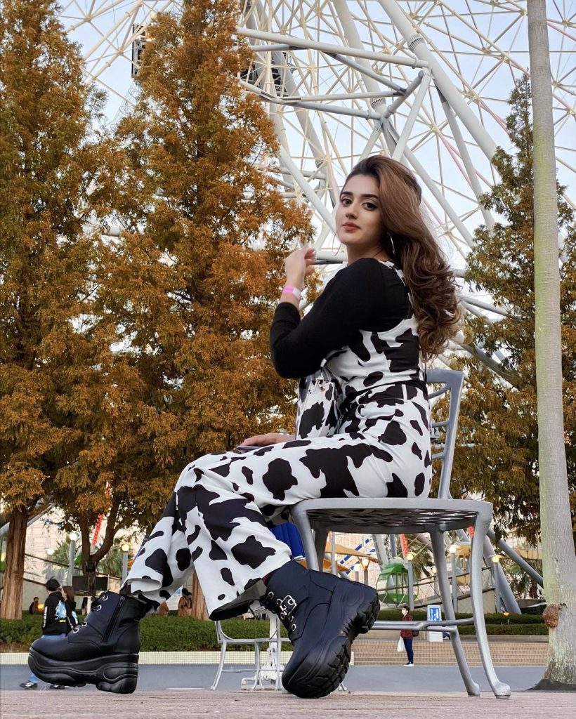 Latest Pictures Of Jannat Mirza From Japan | Reviewit.pk